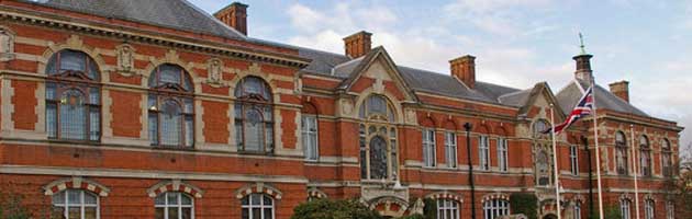 Gay Reigate Guide - Upnorthdownsouth